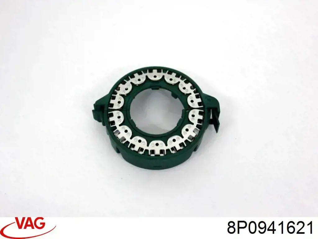 8P0941621 VAG Цоколь (патрон) заднего фонаря