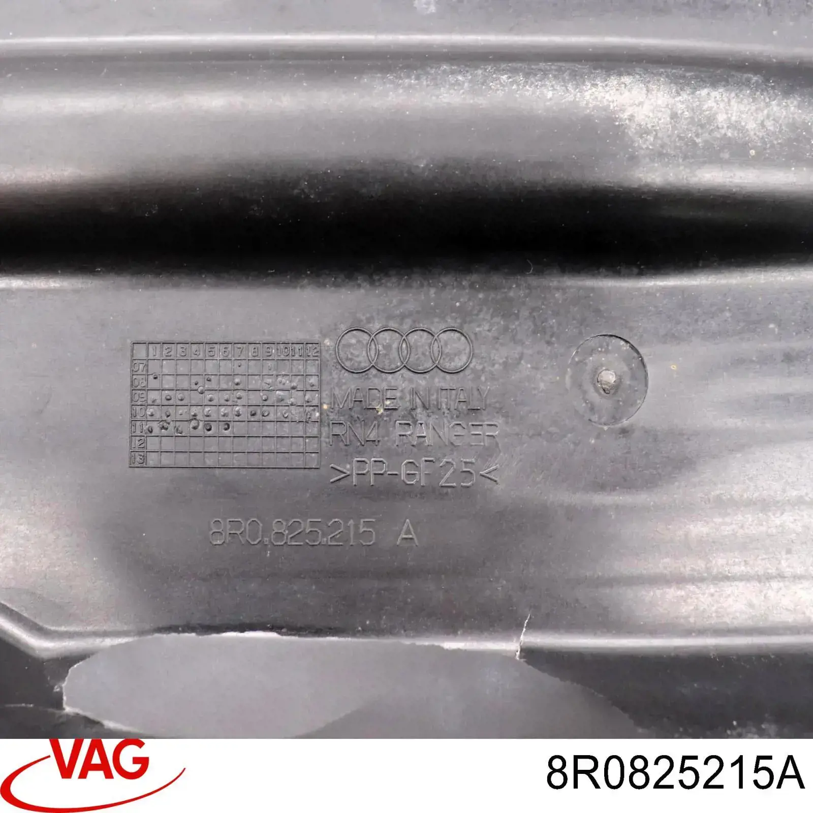 8R0825215A VAG облицювання