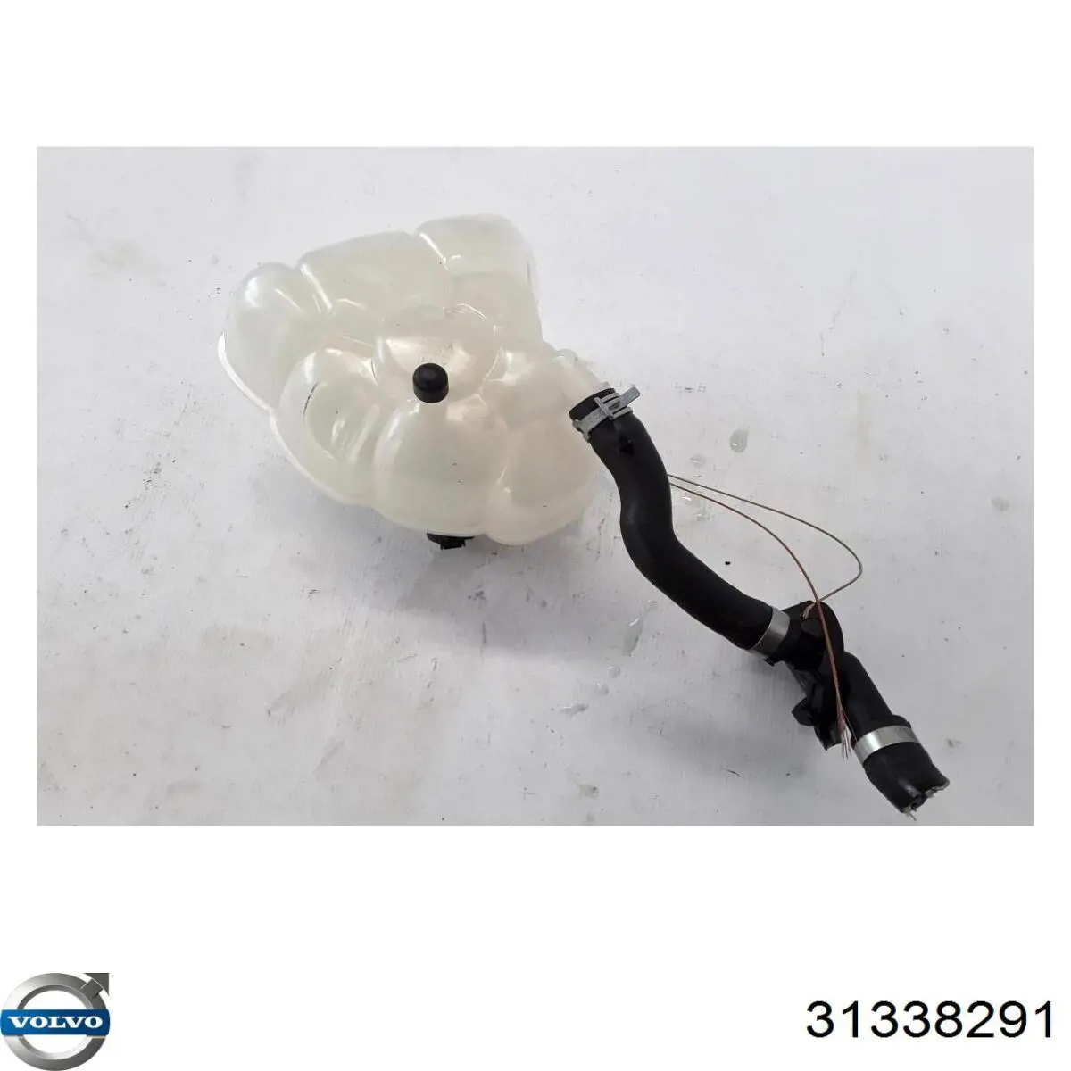 31338291 Volvo розширювальний бачок