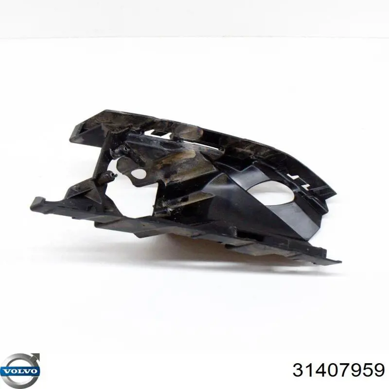 31407959 Volvo Кронштейн крепления противотуманной фары левой