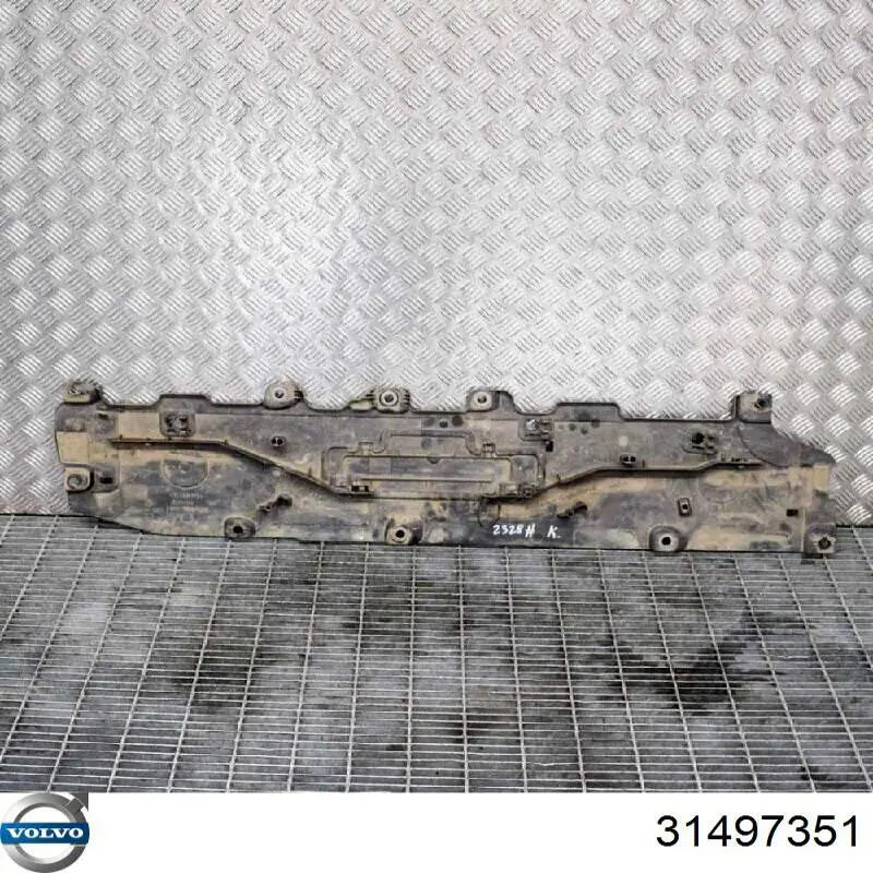 31449142 Volvo щитки защитные volvo xc90 (2015 - 2020)