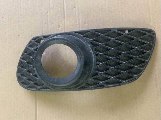 A1648850923 Mercedes ободок (окантовка фары противотуманной левой)