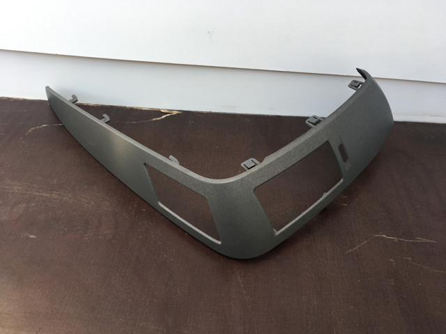 A9066890037 Mercedes накладка декоративная центральной консоли