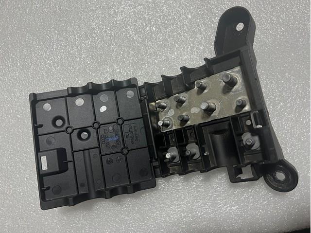4G0937517 VAG Блок предохранителей