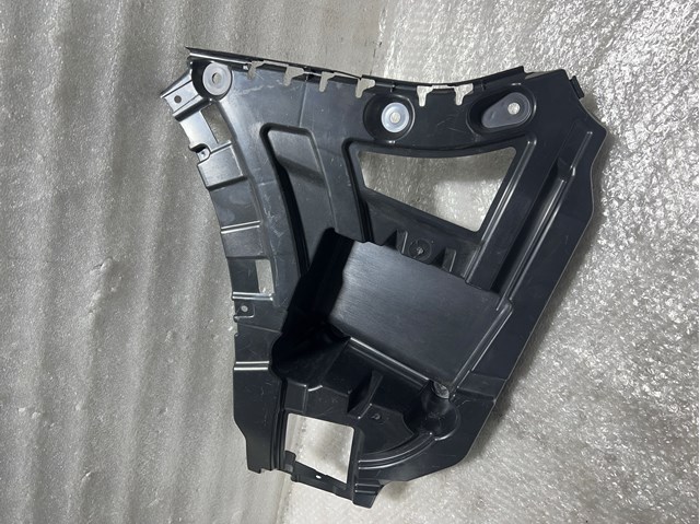 51127210077 BMW кронштейн бампера заднего внешний левый