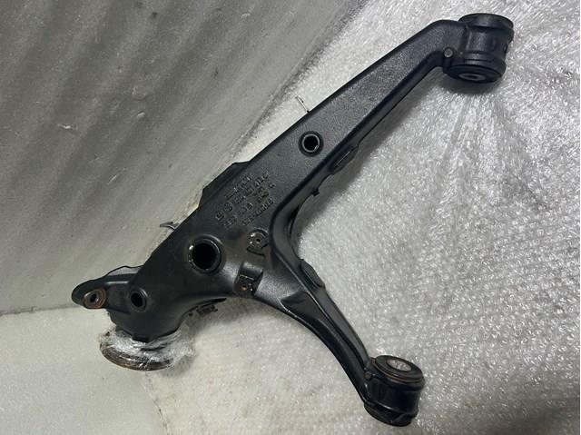 7H0501071E VAG рычаг задней подвески нижний левый