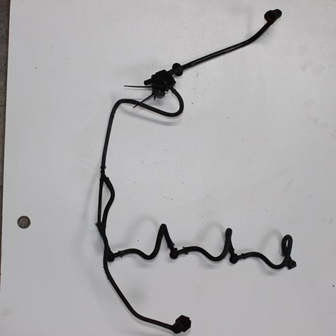 8200747947 Renault (RVI) топливный шланг обратки trafic/vivaro 2.5dci 06-