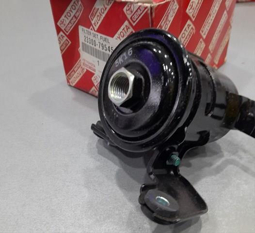 2330079545 Toyota топливный фильтр