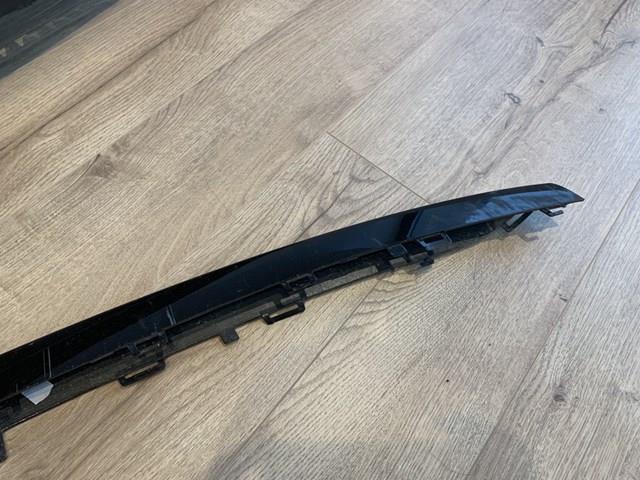 A2138857000 Mercedes молдинг бампера переднего центральный