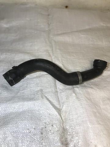 7L5122291 Porsche патрубок системы охлаждения porsche cayenne, шт