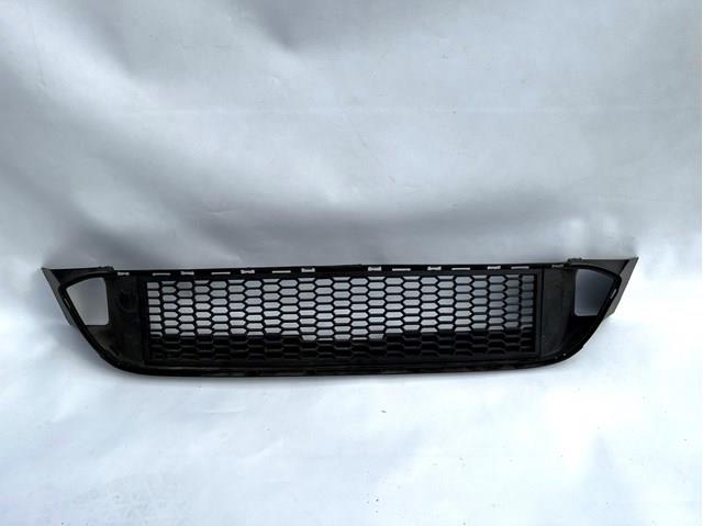51748049347 BMW Рамка решетки переднего бампера