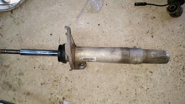 37106782145 BMW амортизатор передний левый