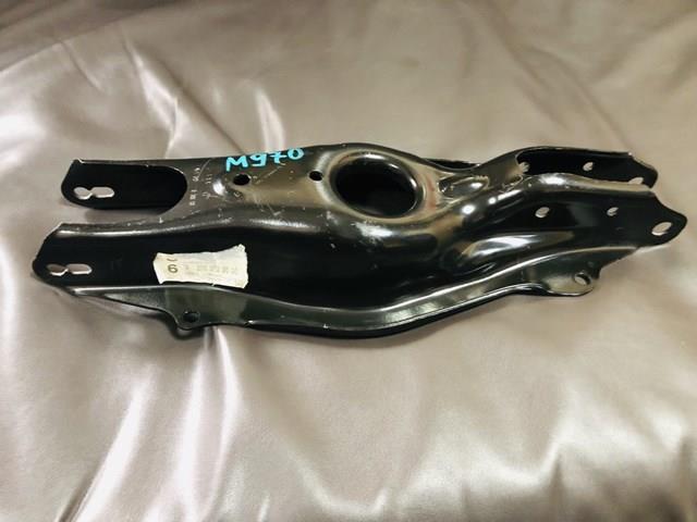 A2053522000 Mercedes рычаг задней подвески нижний левый