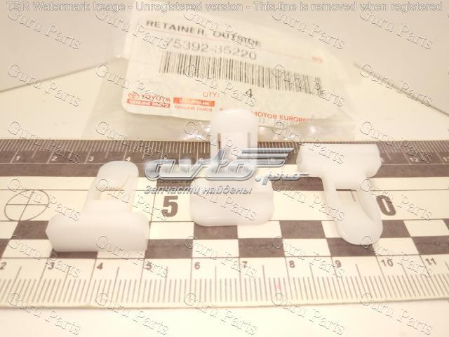 7539235220 Toyota пистон (клип крепления подкрылка переднего крыла)