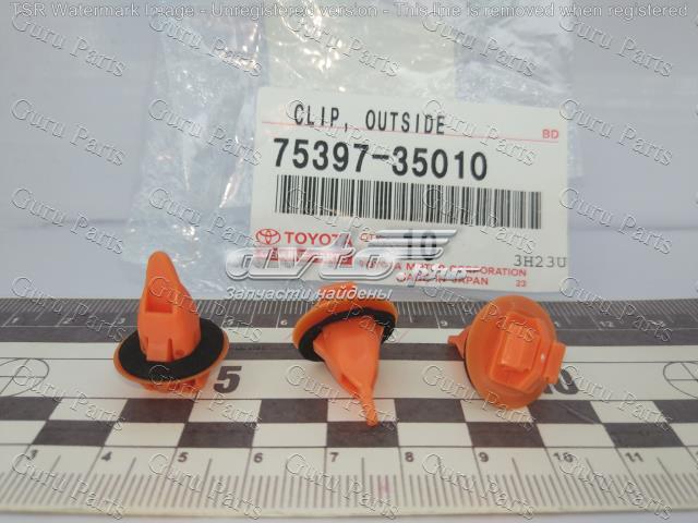 7539735010 Toyota пистон (клип крепления накладок порогов)