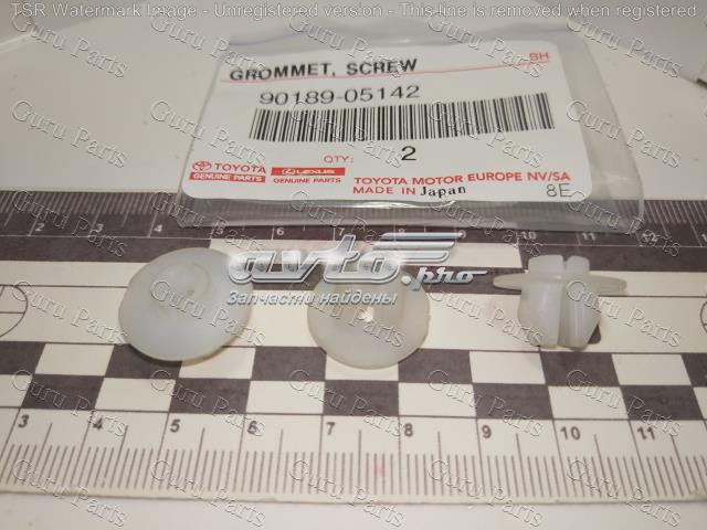 9018905142 Toyota пистон (клип крепления подкрылка переднего крыла)