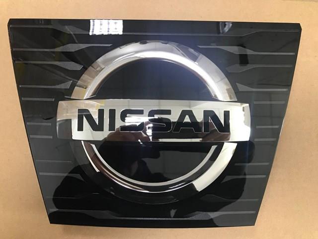 628906FL0A Nissan емблема