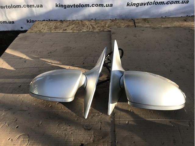 Накладка/крышка зеркала заднего вида, правая на Mercedes S (W221)