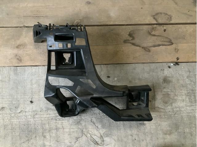 A1668850265 Mercedes кронштейн