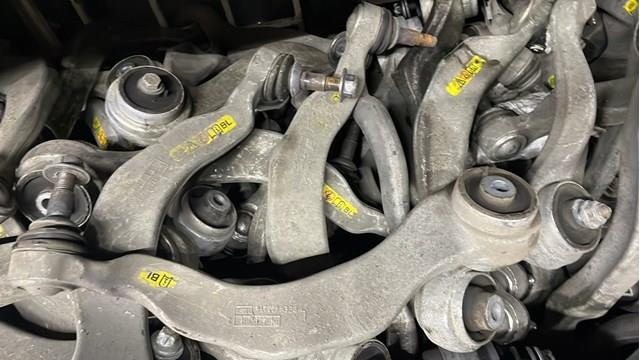 31126777729 BMW рычаг передней подвески нижний левый