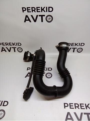 8200470985 Renault (RVI) Шланг (патрубок) интеркуллера правый