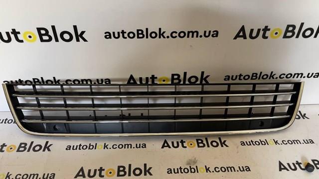 7P6853671E Diamond/DPA решетка бампера переднего центральная