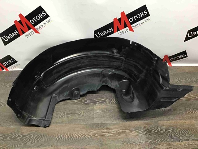 A1668847422 Mercedes подкрылок задний левый