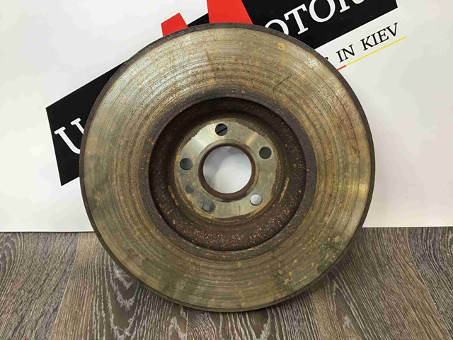 LR090685 Land Rover диск тормозной передний