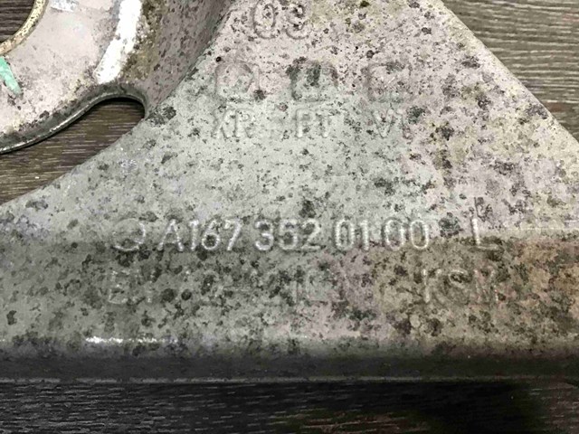 A1673520100 Mercedes поворотный кулак задний левый