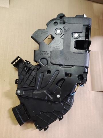 LR078705 Land Rover замок передней двери правой