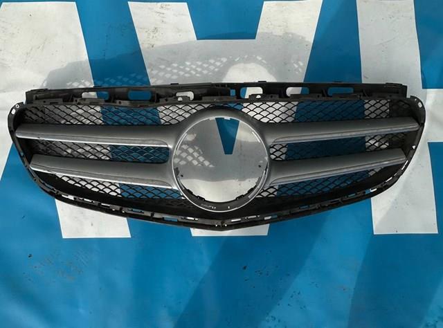 A2128850822 Mercedes решетка радиатора