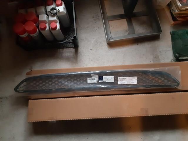 A1668857822 Mercedes | Решетка бампера переднего нижняя A 166 885 78 22 ...