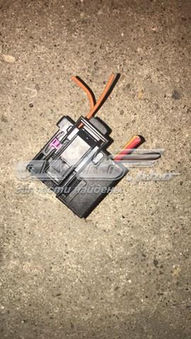 8Z0972701 VAG разъем электрический
