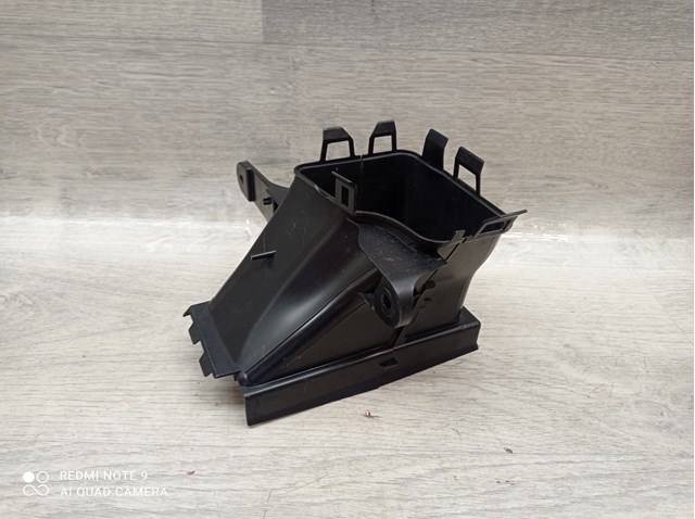 51747421686 BMW воздуховод тормозного диска правый