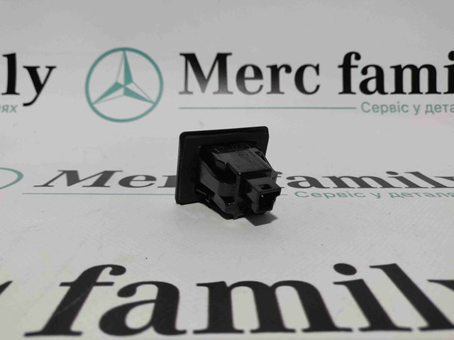 A0009062903 Mercedes фонарь подсветки заднего номерного знака