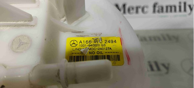 A1664702594 Mercedes насос паливний