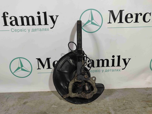 A2113302120 Mercedes цапфа (поворотный кулак передний правый)
