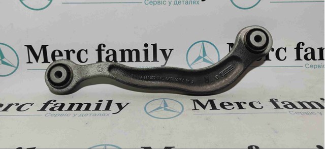 Верхний рычаг задней подвески правый на Mercedes S (W221)