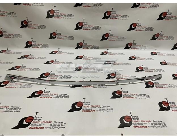 620769PF0A Nissan молдинг бампера переднего центральный