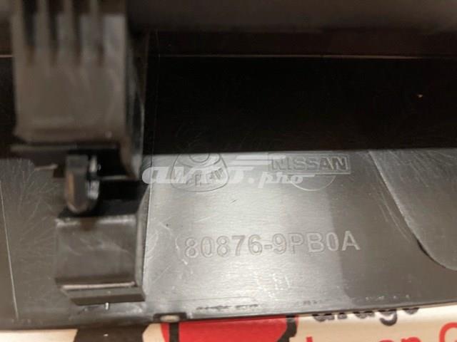 808769PB0A Nissan молдинг передней правой двери r52