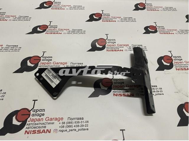 F25205AAMA Nissan суппорт радиатора правый (монтажная панель крепления фар)