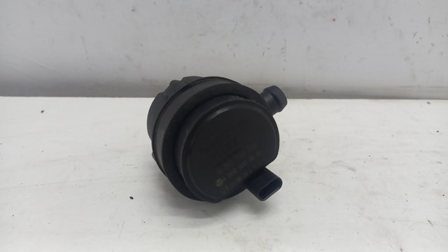 A0005000686 Mercedes помпа водяная