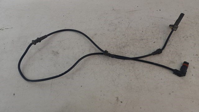 A2219057100 Mercedes датчик абс передний