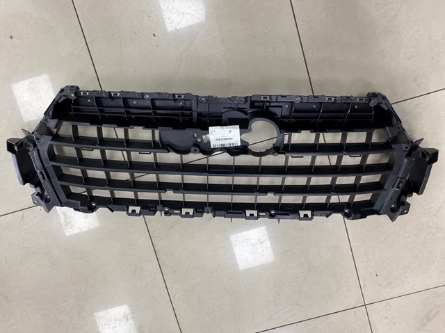 4M0807233C VAG кронштейн решетки радиатора