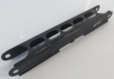 33326763477 BMW рычаг (тяга задней подвески продольный нижний левый/правый)