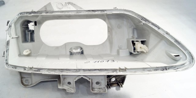 7701038262 Renault (RVI) фара правая