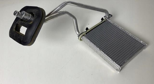 A1668300261 Mercedes радиатор печки