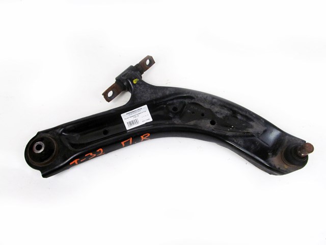 545004CA0A Nissan рычаг передней подвески нижний правый