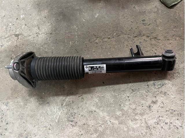 33526867866 BMW амортизатор задний правый