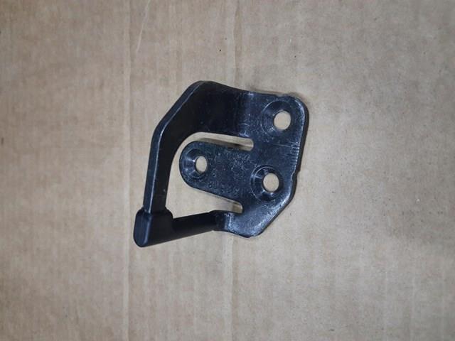 51247255634 BMW скоба замка багажной двери